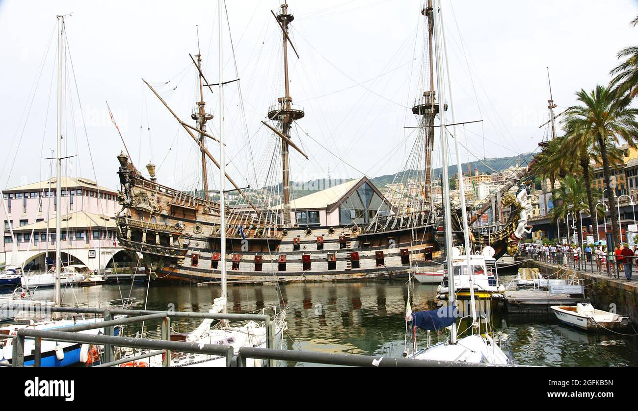 Roman polanski movie pirate hi-res stock photography and images - Alamy