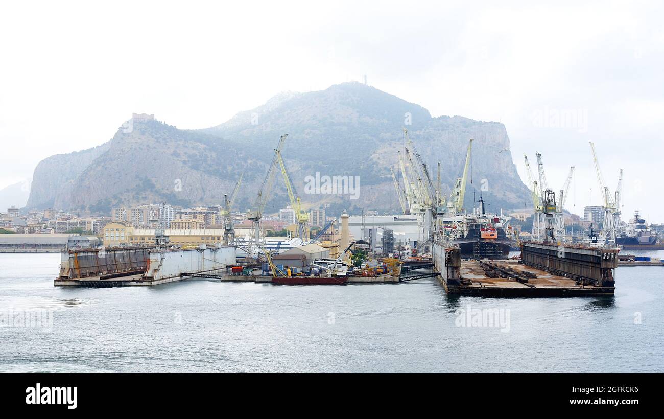 Floating shipyards in the port of Palermo, Italy, Europe Stock Photo ...
