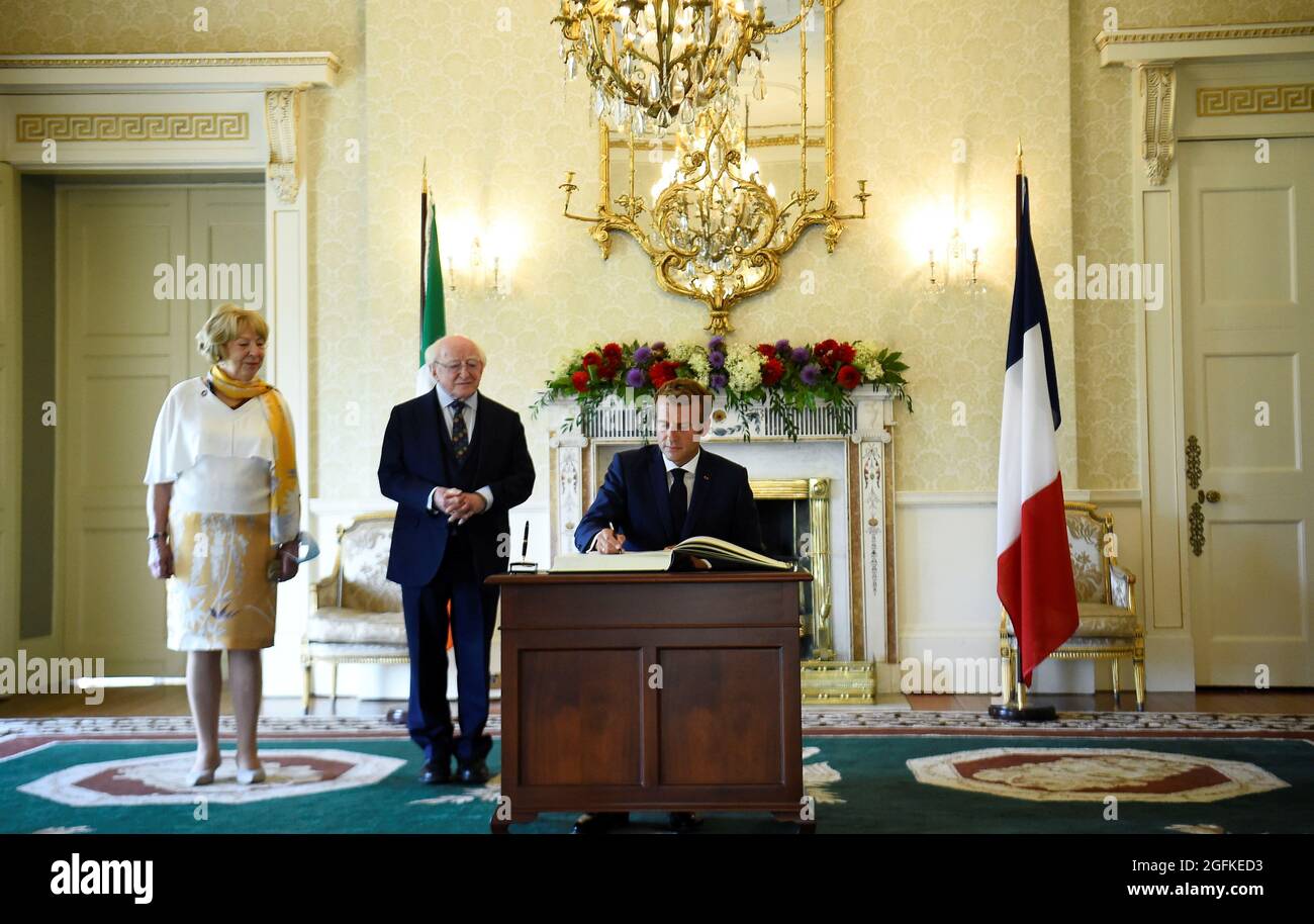 President michael d higgins and his wife sabina coyne higgins hi-res ...