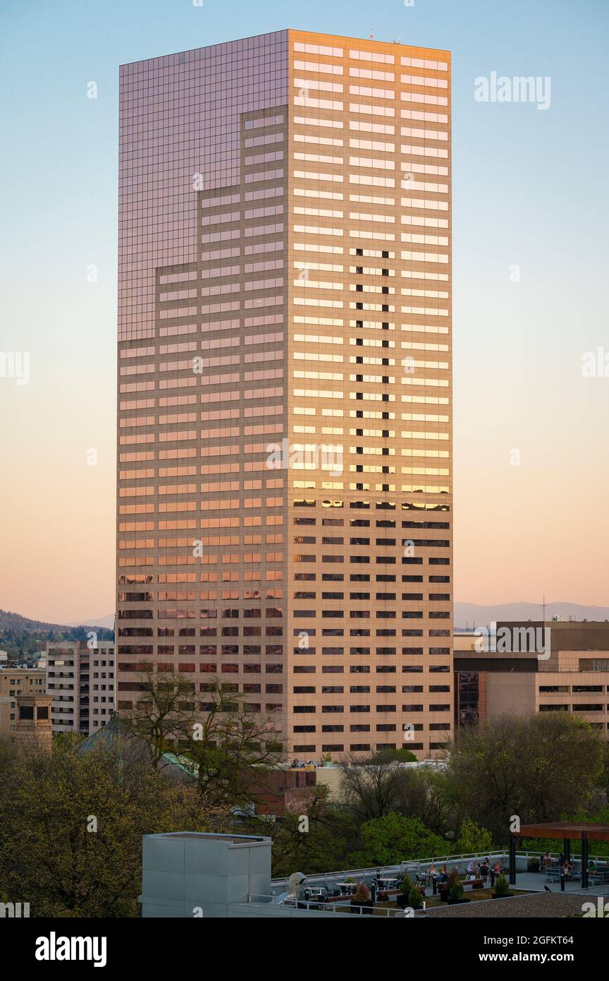 Portland oregon pearl district hi-res stock photography and images - Alamy