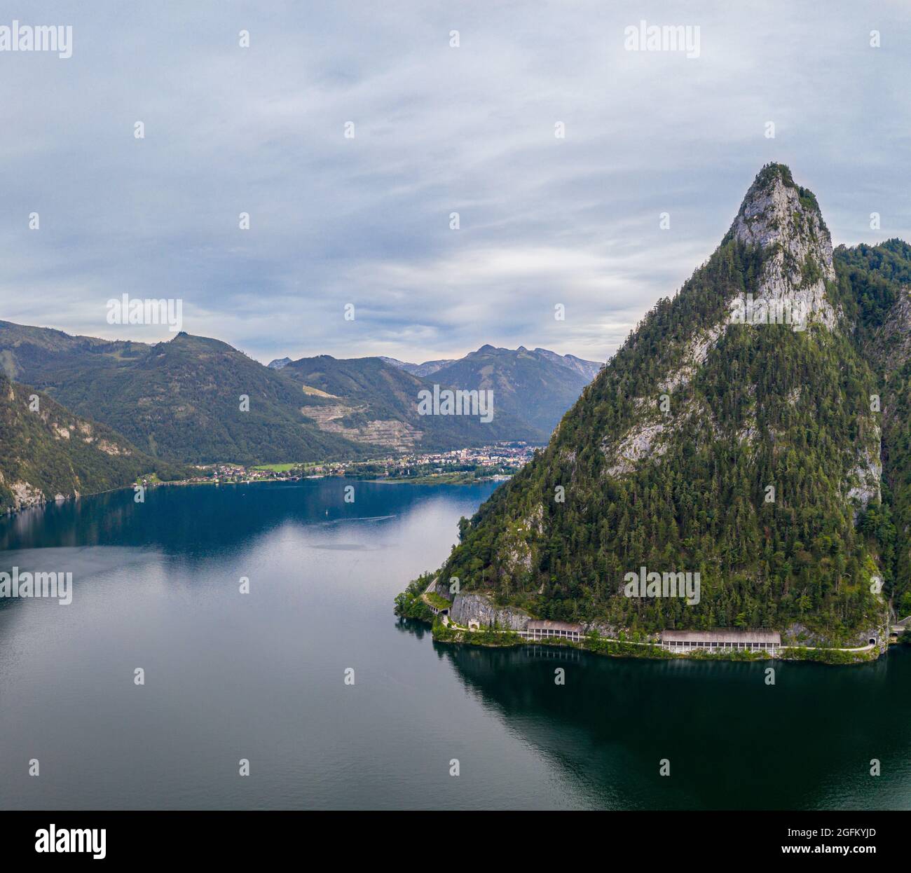 Traunsee lake hi-res stock photography and images - Alamy