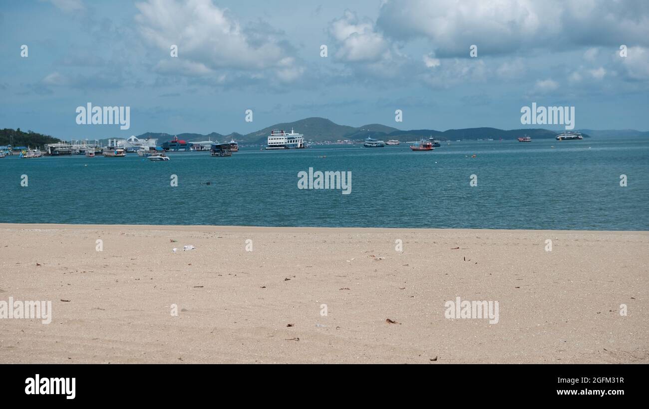 Shoreline Gulf of Thailand Beach Road Pattaya Thailand during Lockdown ...