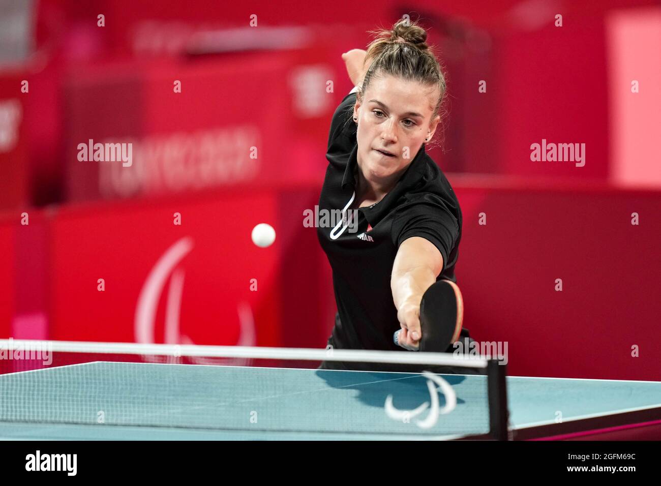 (210826) -- TOKYO, Aug. 26, 2021 (Xinhua) -- Natalia Partyka of Poland ...