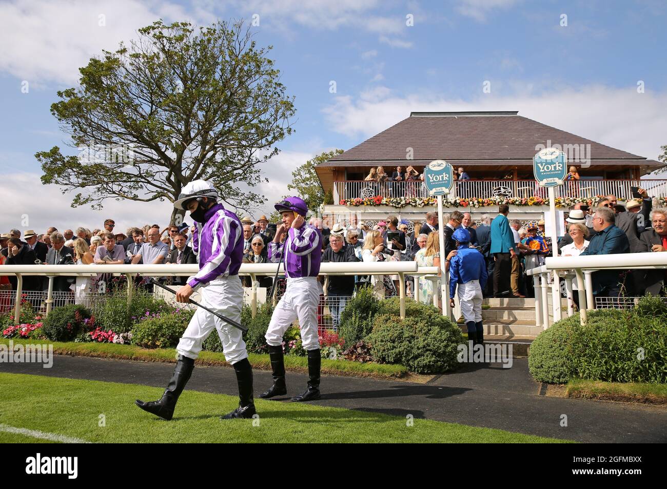ROOM,RING, EBOR FESTIVAL 2021 YORK RACECOURSE, 2021 Stock Photo - Alamy