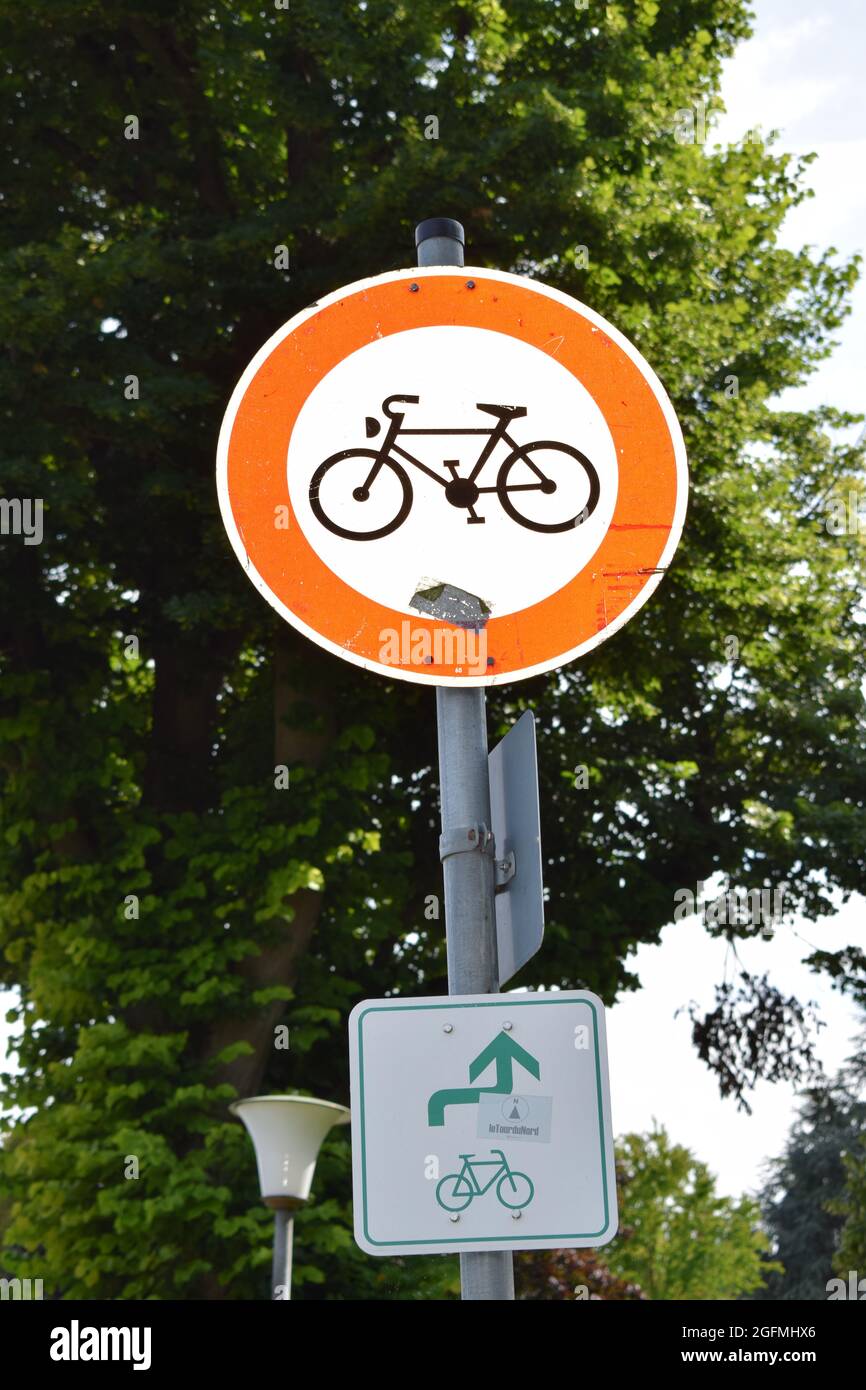 no entry for bikes Stock Photo - Alamy