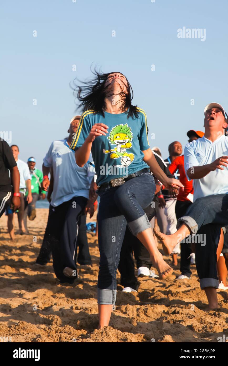Dancing kids on the beach hi-res stock photography and images - Alamy