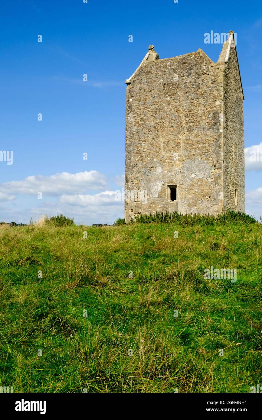 Dovecot hi-res stock photography and images - Alamy