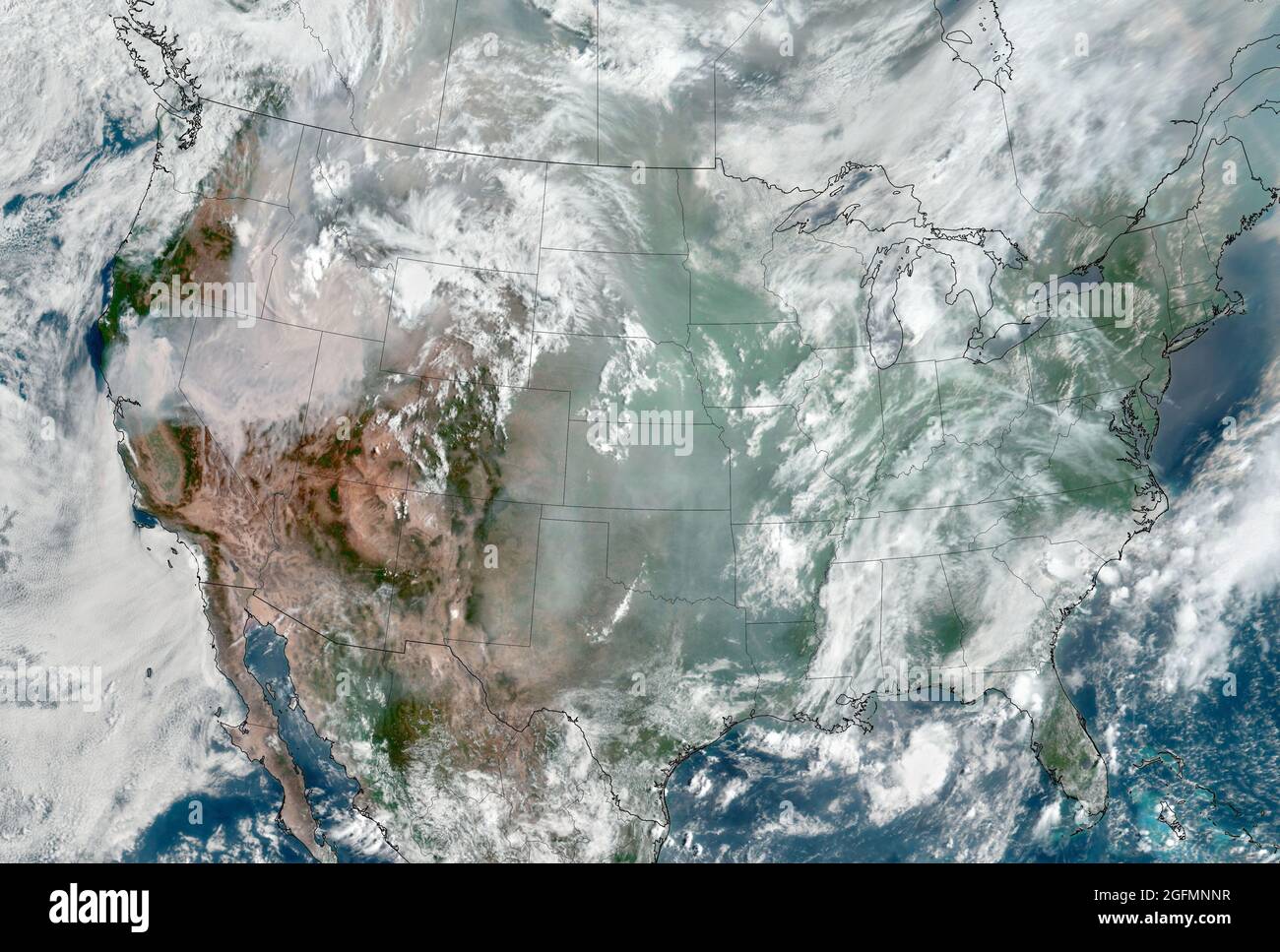 The enormous blanket of smoke from the Dixie fire and dozens of others ...