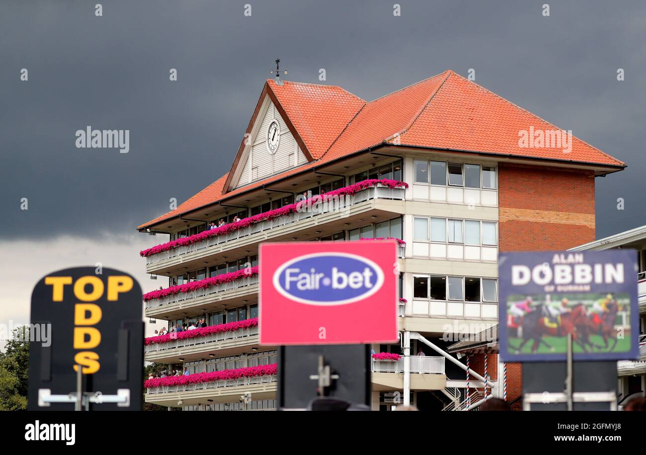 MELROSE STAND, STORMY SKIES, EBOR FESTIVAL 2021 YORK RACECOURSE, 2021 ...