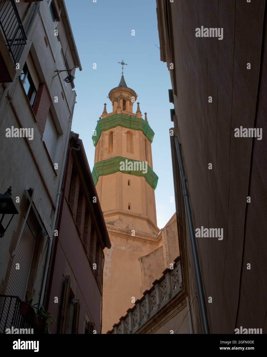 Strong light at noon hi-res stock photography and images - Alamy