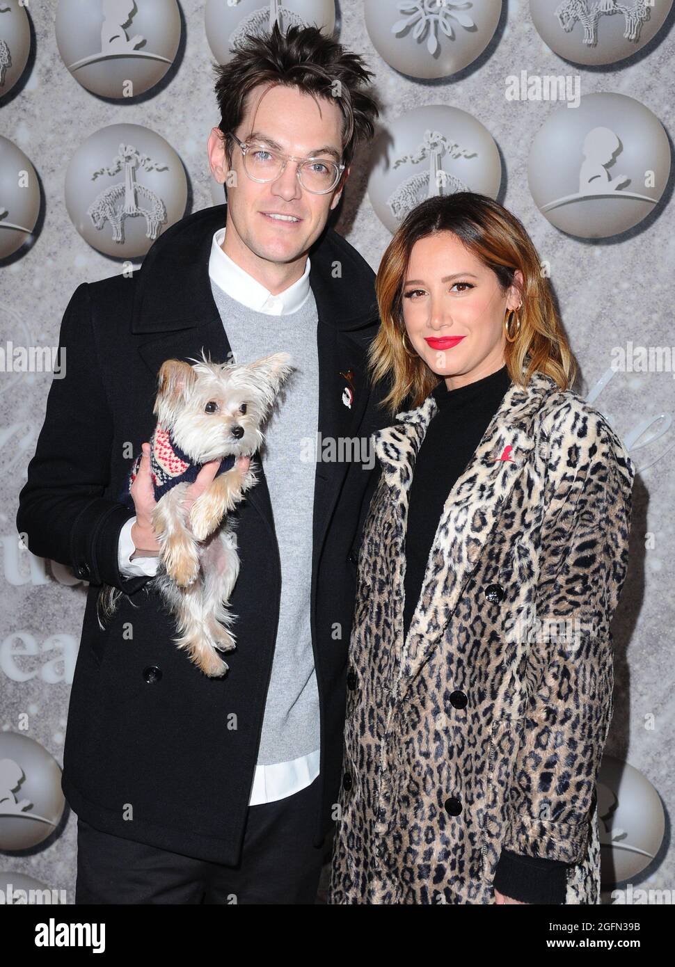 -West Hollywood - CA - 12/07/2019 Brooks Brothers Host Annual Holiday Celebration To Benefit St ...