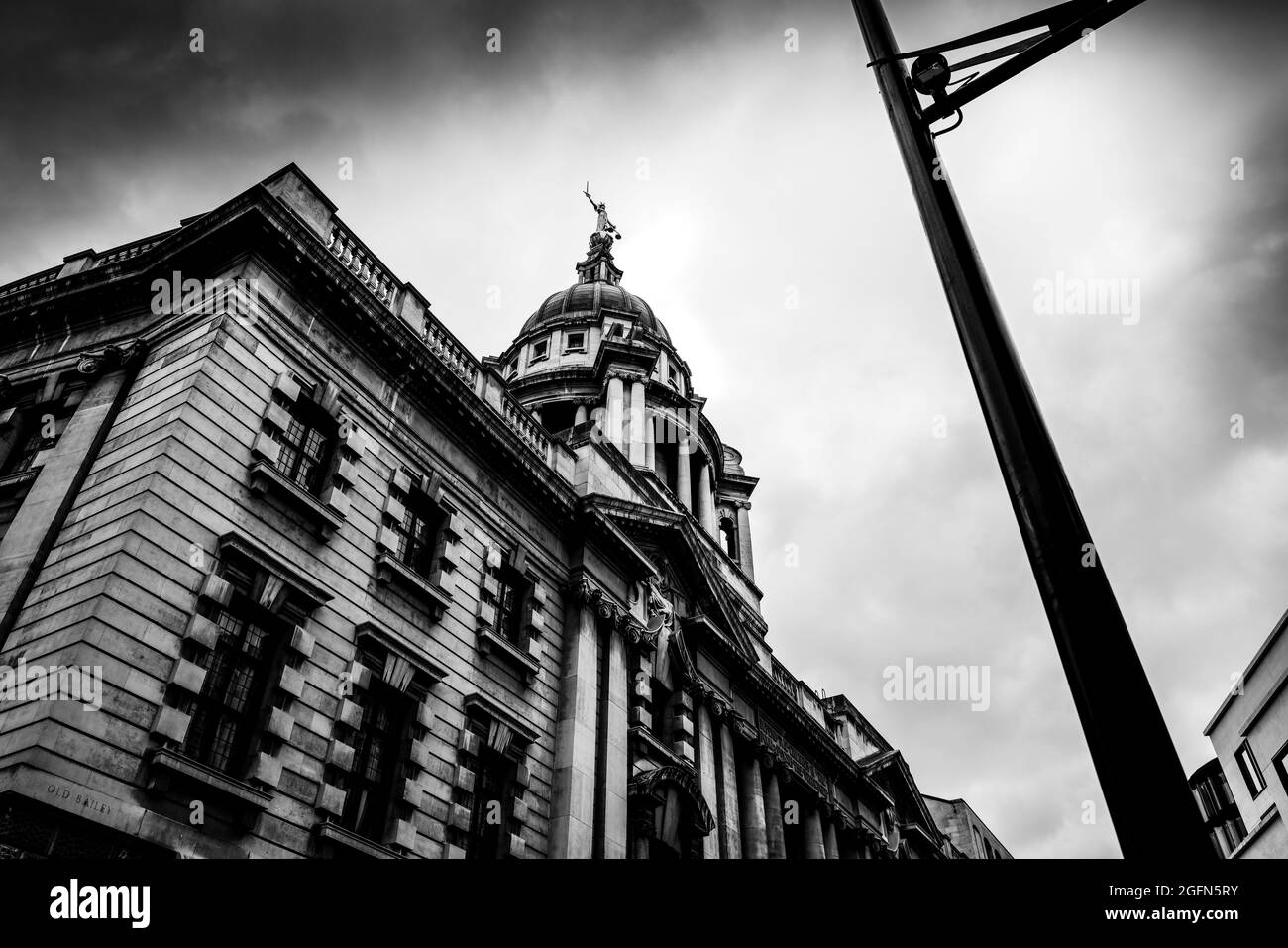 The old bailey london 19th century hi-res stock photography and images ...