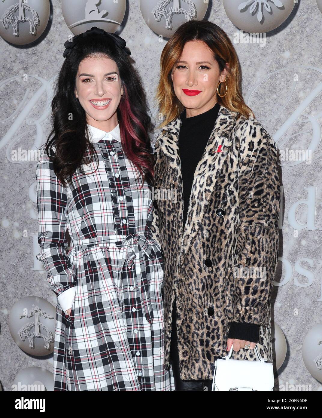 -West Hollywood - CA - 12/07/2019 Brooks Brothers Host Annual Holiday ...