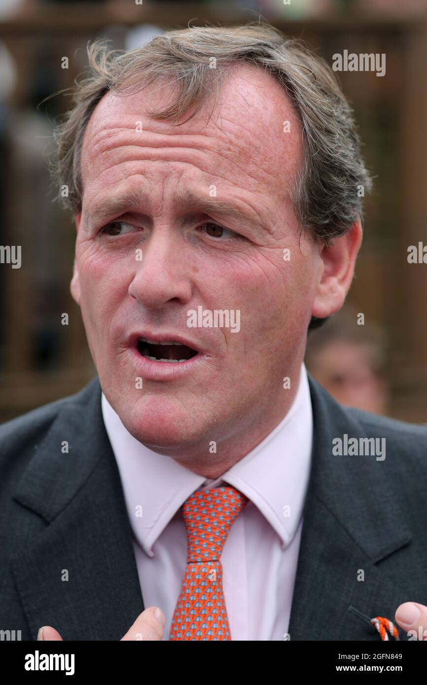 Richard hannon hi-res stock photography and images - Alamy