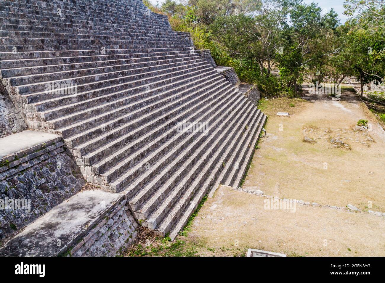 Stairway of the Grand Pyramid at the ruins of the ancient Mayan city ...