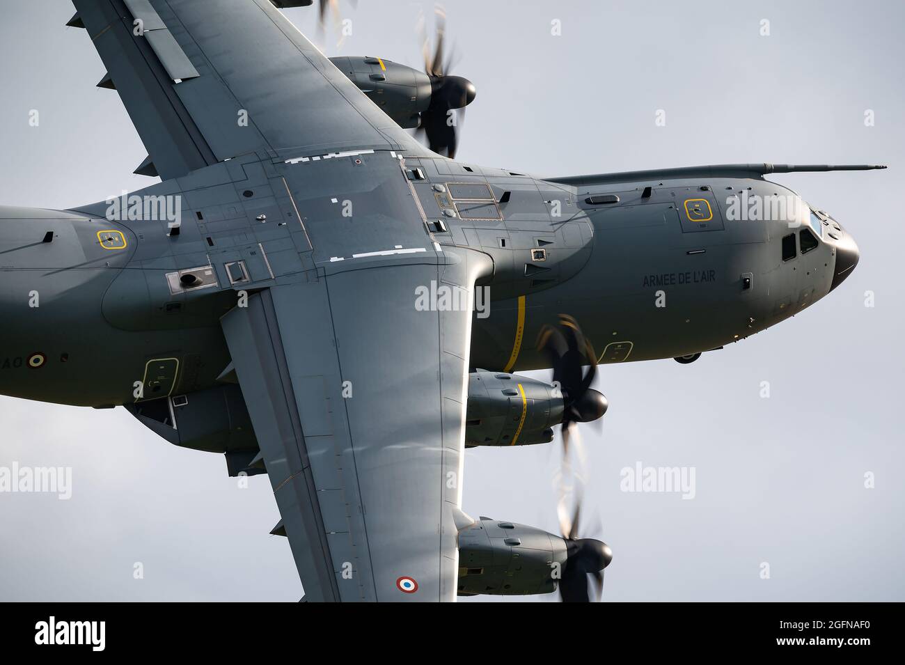 Four engine turboprop military transport aircraft hi-res stock photography and images - Alamy