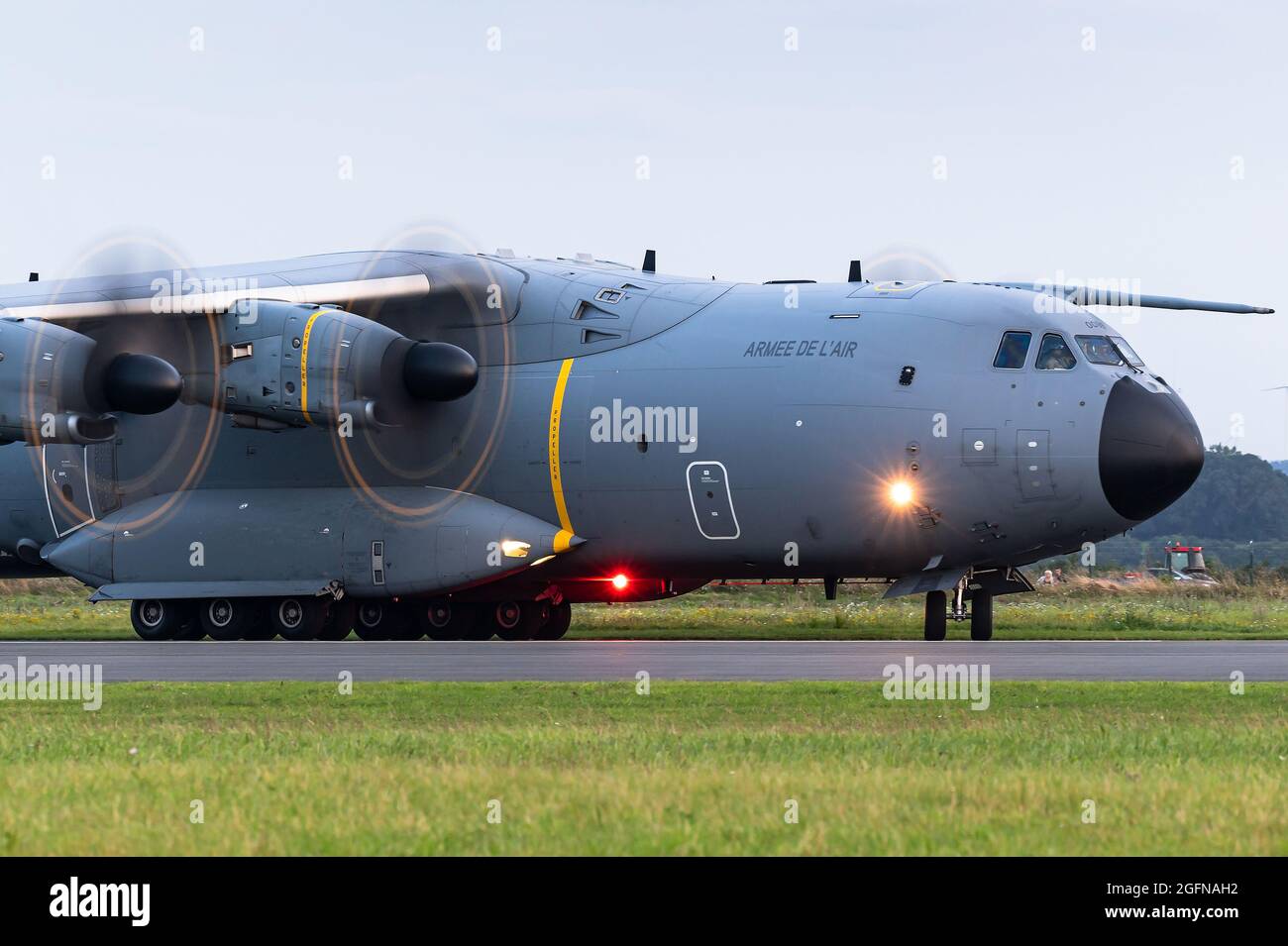 A400m cockpit hi-res stock photography and images - Alamy