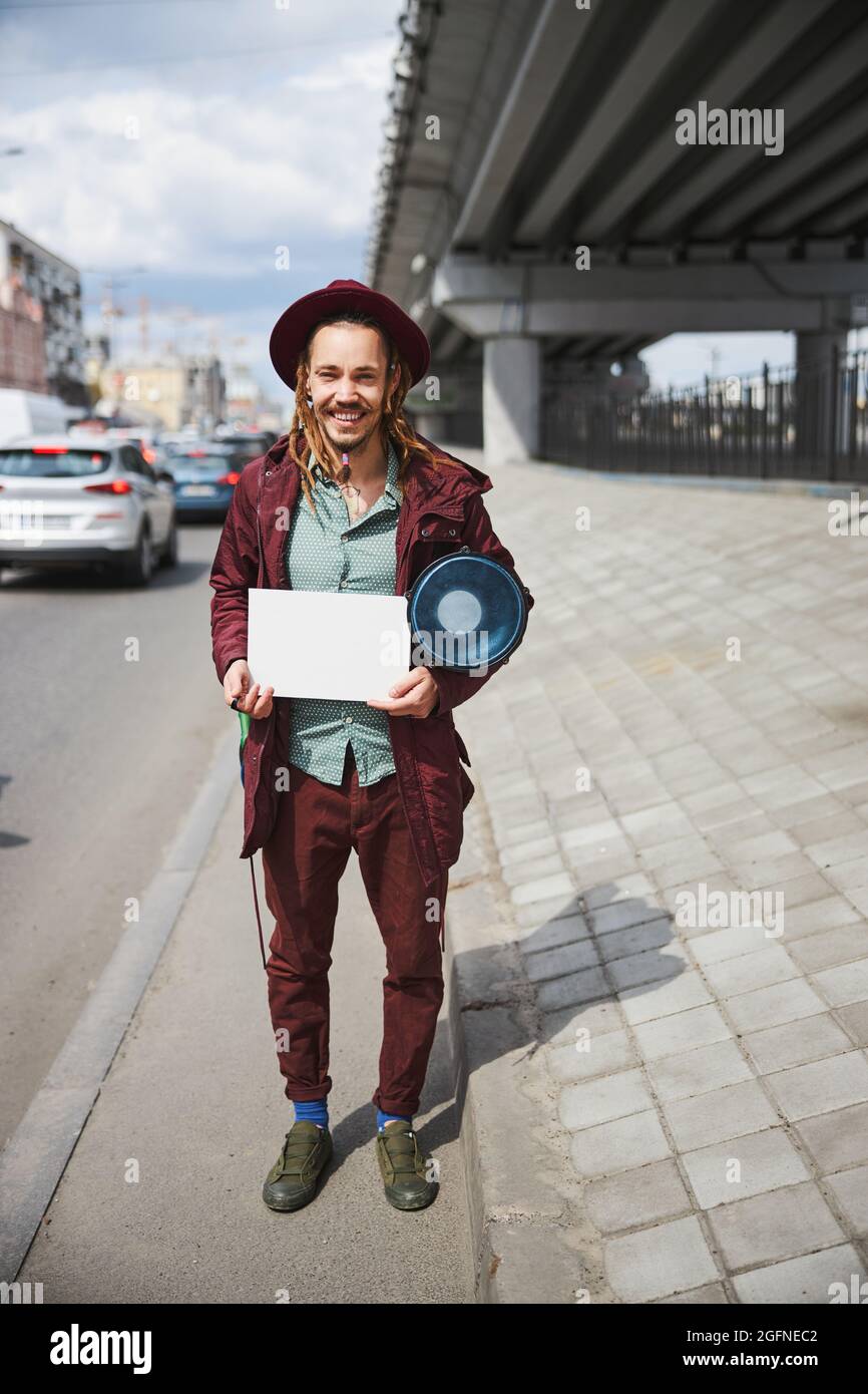 Straight hair ethnic male hi-res stock photography and images - Alamy