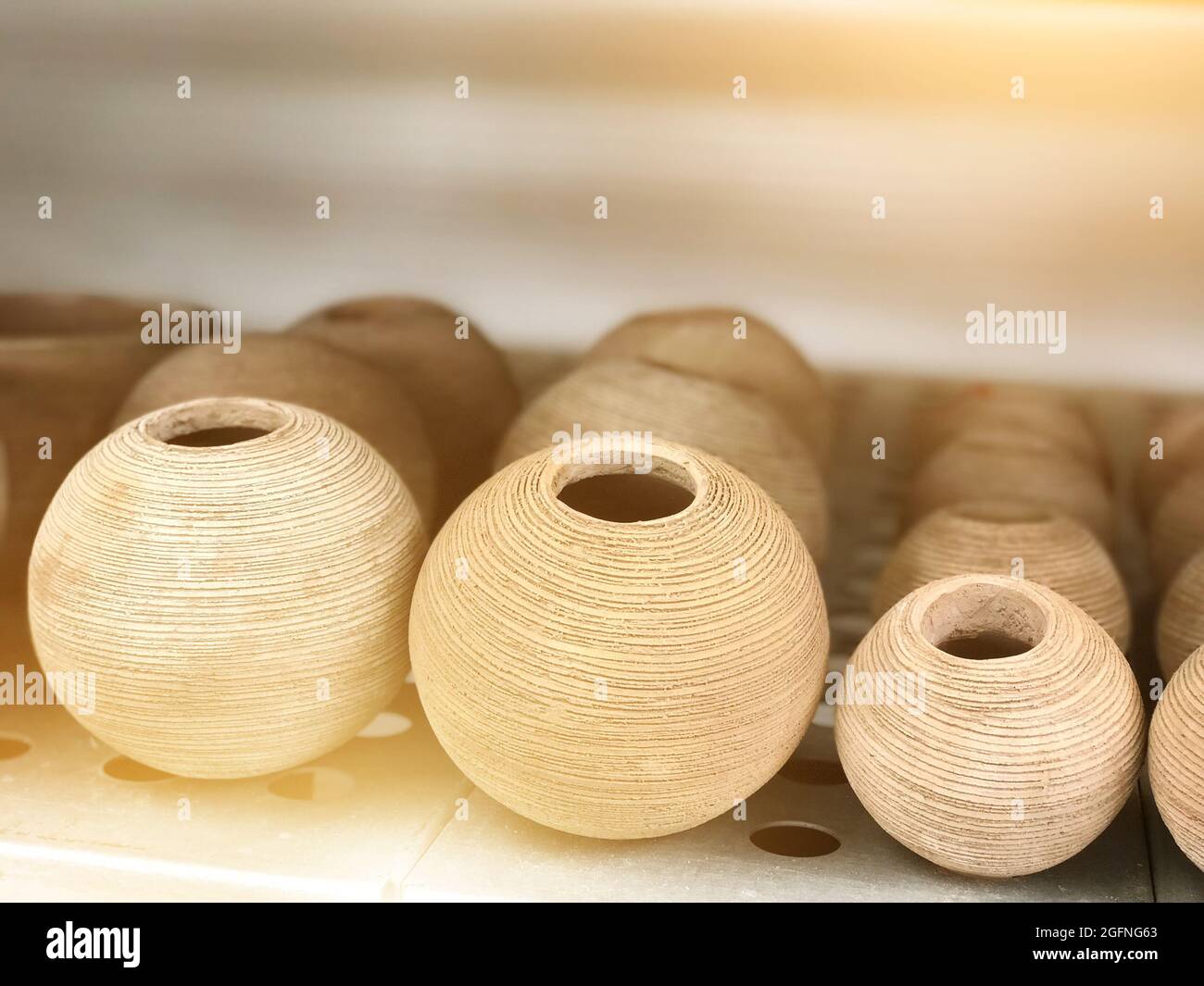 Plant pot sizes hi-res stock photography and images - Alamy