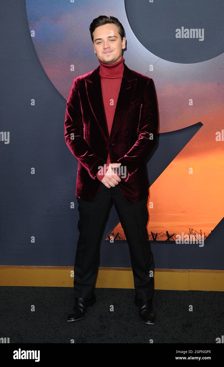 Los Angeles - CA - 12/18/2019 1917 Los Angeles Premiere -PICTURED: Dean-Charles Chapman Sara De ...