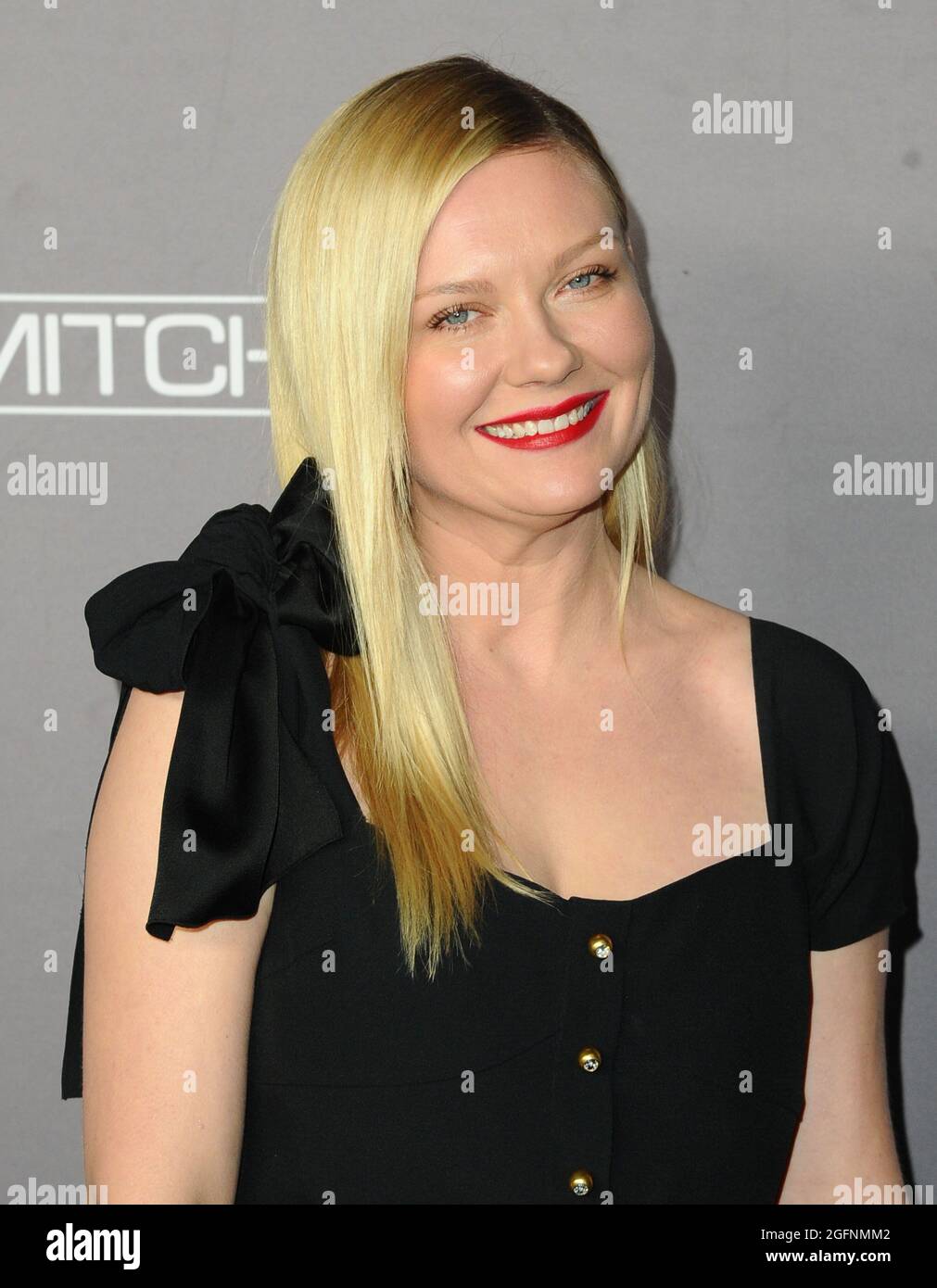 Los Angeles - CA - 11/09/2019 2019 Baby2Baby Gala Presented by Paul Mitchell -PICTURED: Kirsten ...