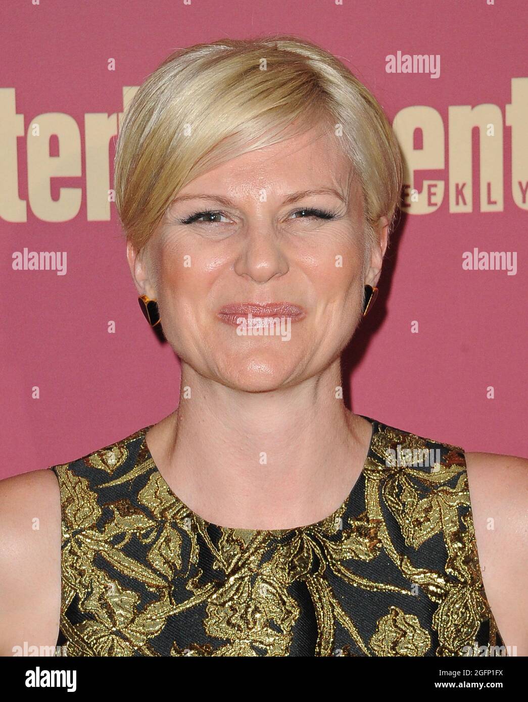 Jennifer robertson hi-res stock photography and images - Alamy