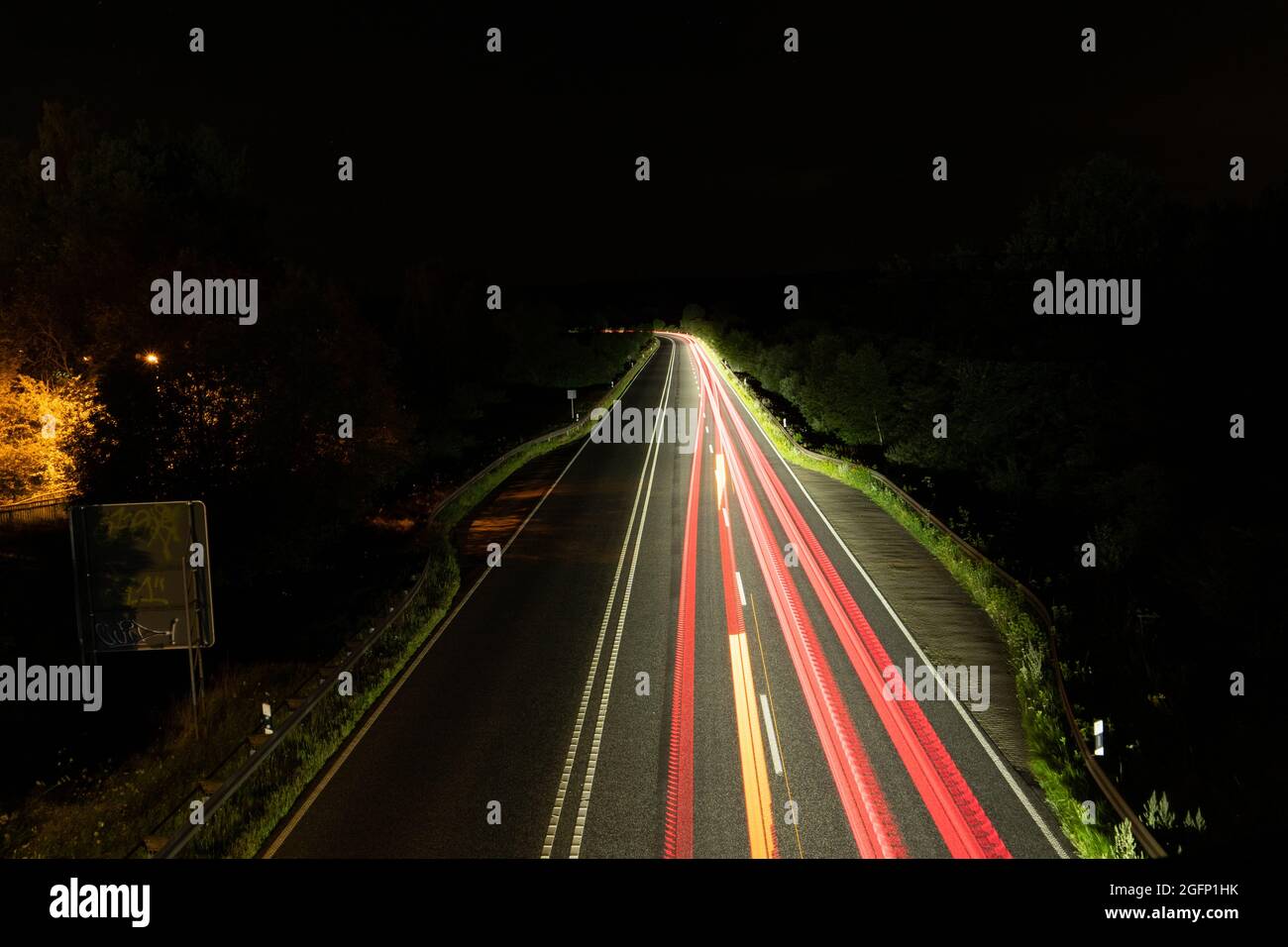Tire marks night hi-res stock photography and images - Alamy