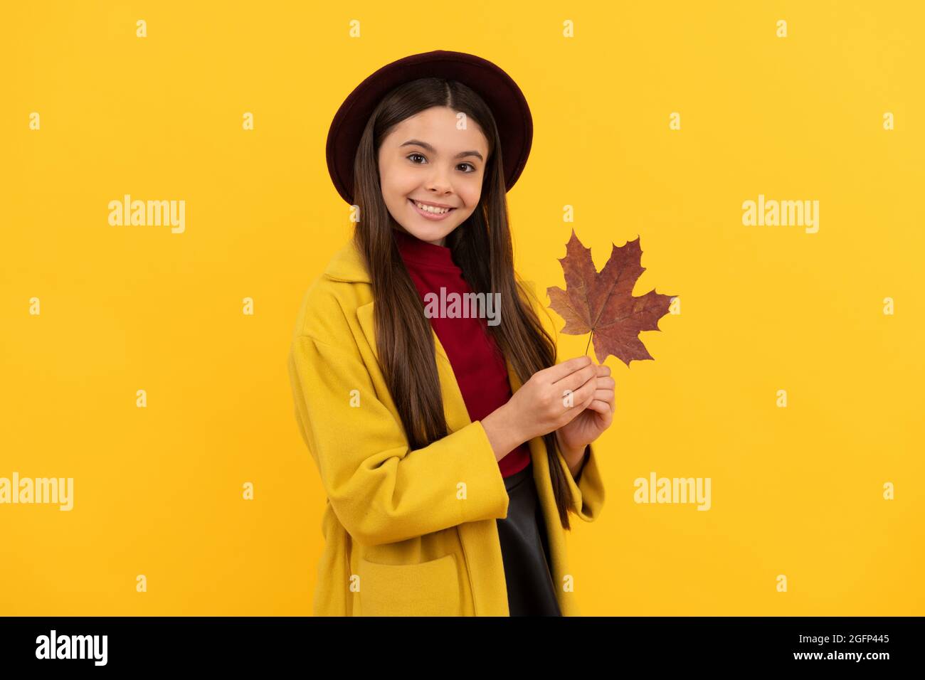 natural beauty. fall season fashion. teen girl in hat hold autumn leaf ...
