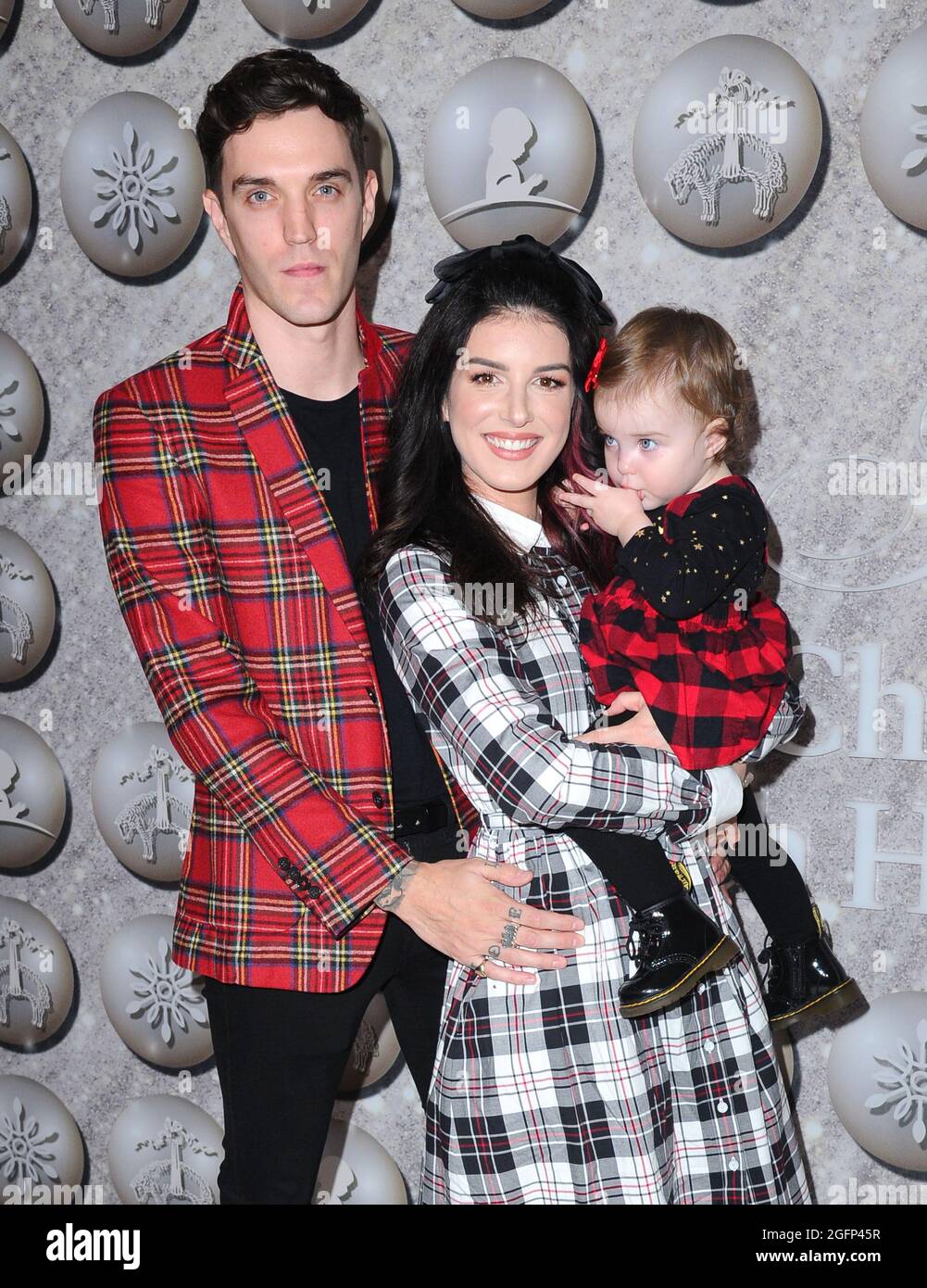 -West Hollywood - CA - 12/07/2019 Brooks Brothers Host Annual Holiday ...