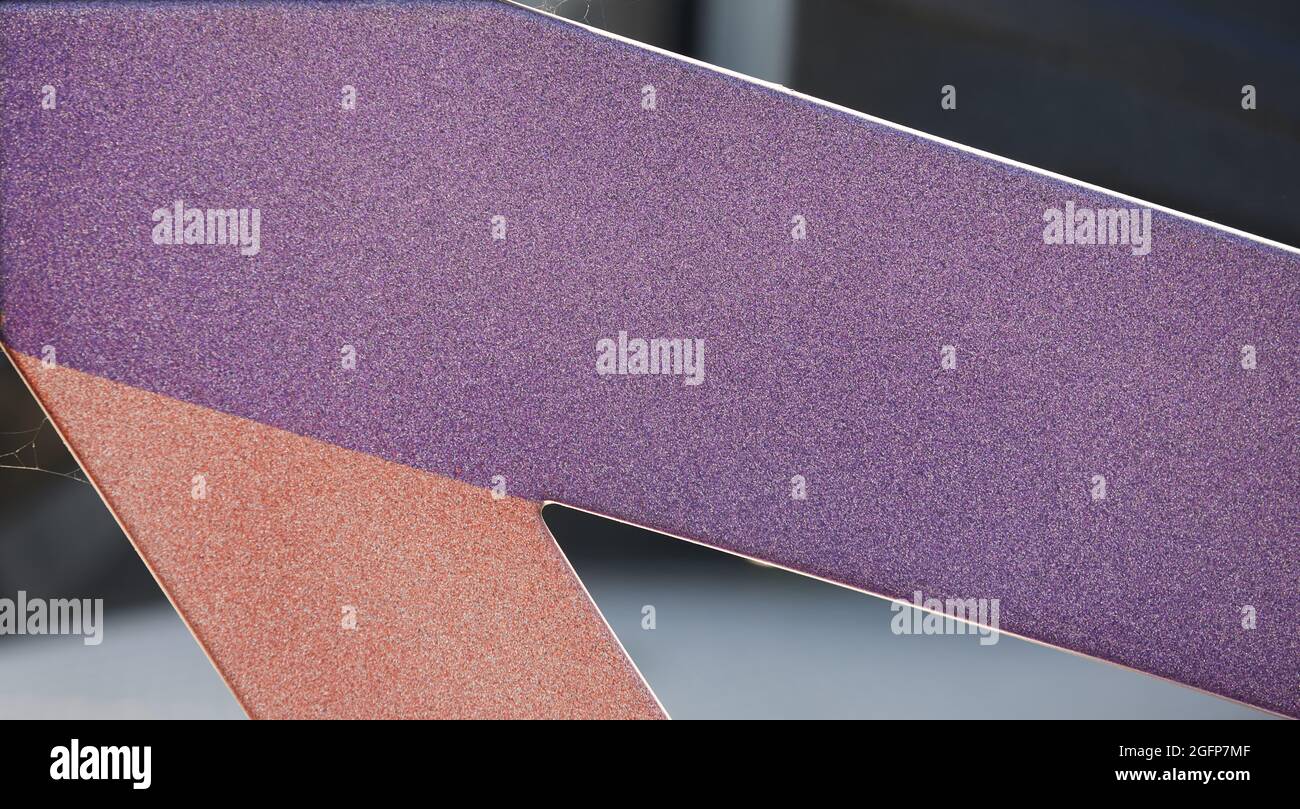 Diagonal repeats hi-res stock photography and images - Alamy