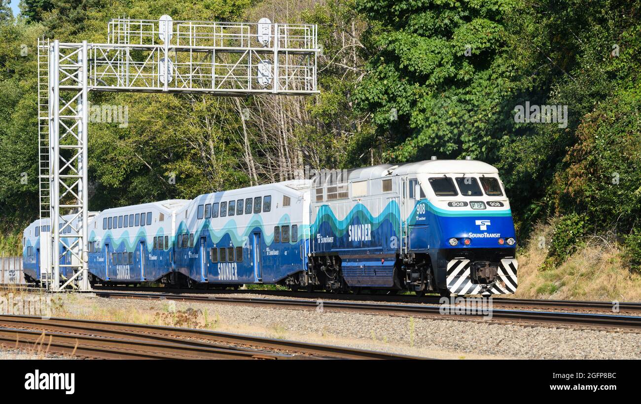 Blue local train hi-res stock photography and images - Alamy