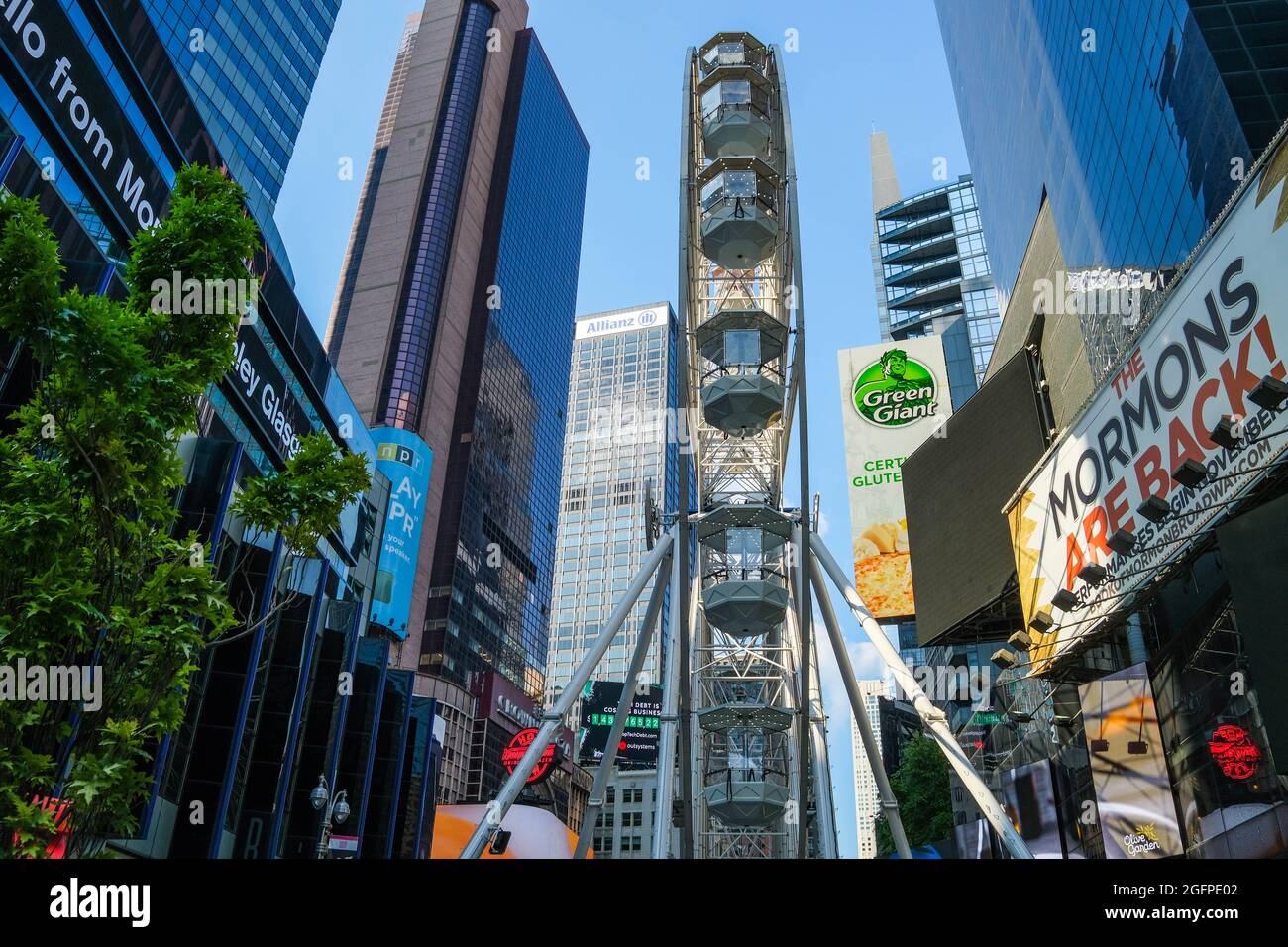 New York, New York, USA. 25th Aug, 2021. The limited time 110 ft high ...