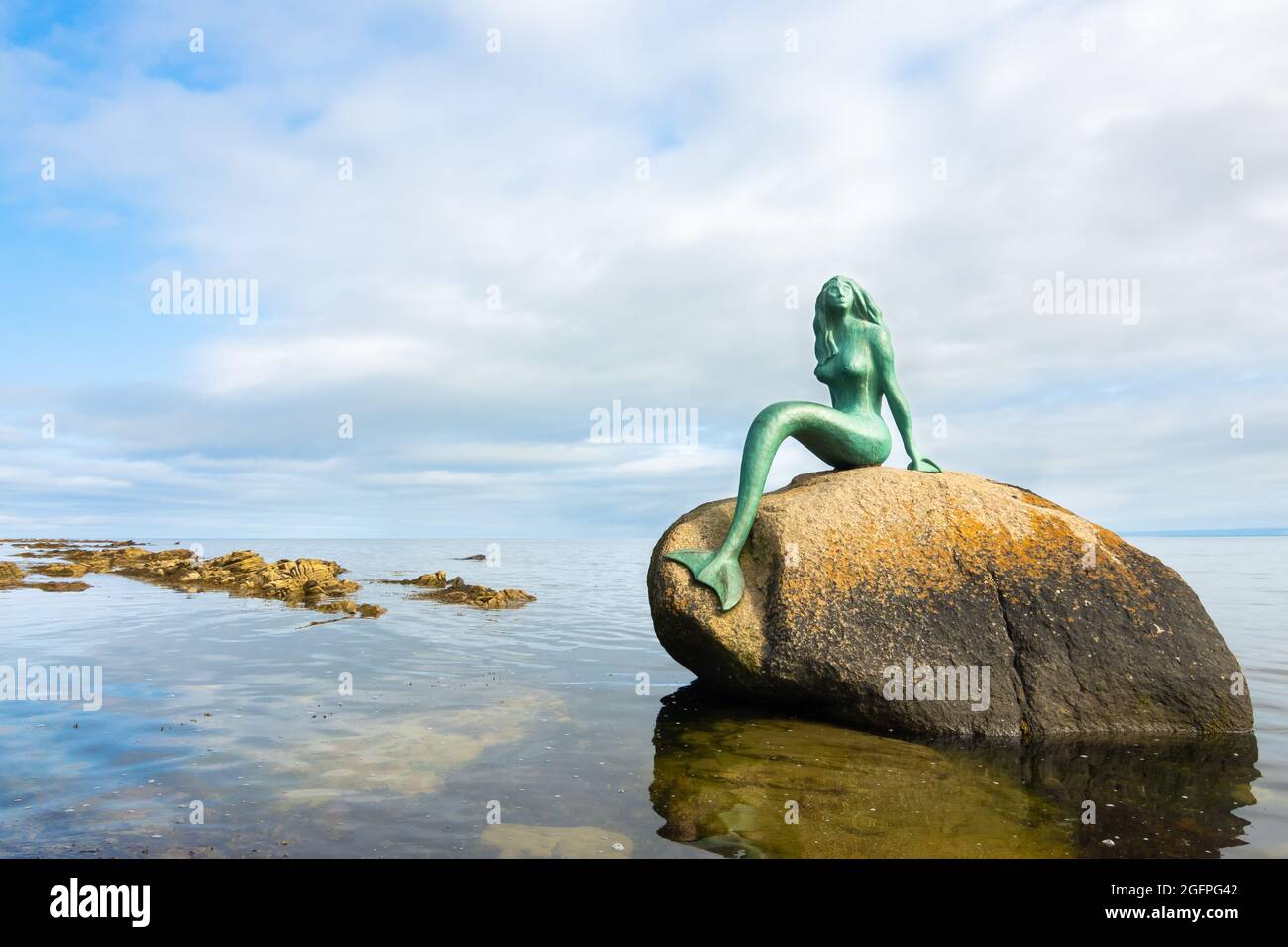 Balintore statue hi-res stock photography and images - Alamy