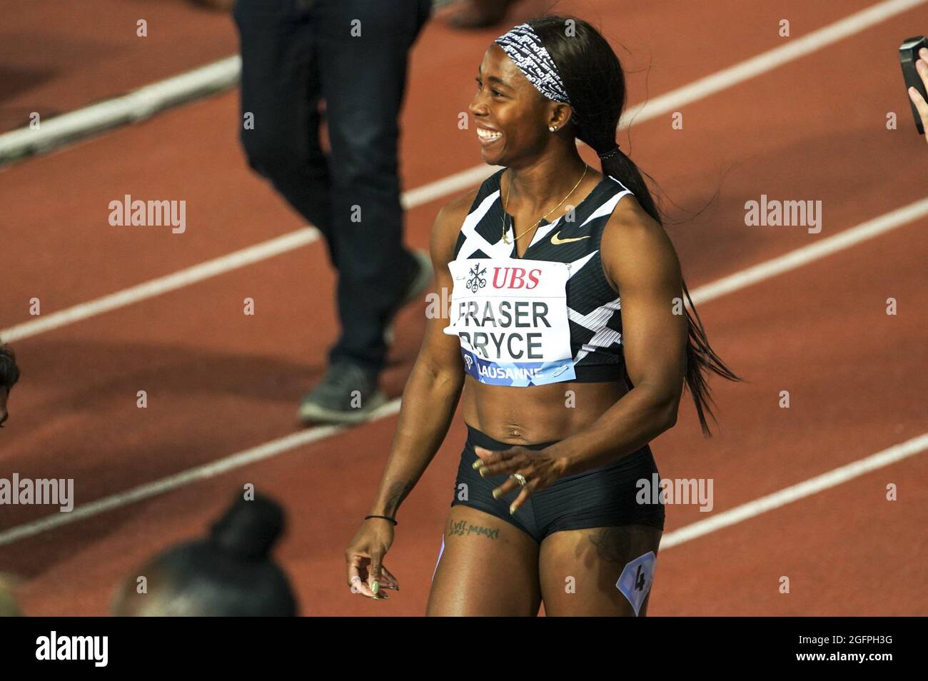 Shelly ann fraser pryce 2021 hi-res stock photography and images - Alamy
