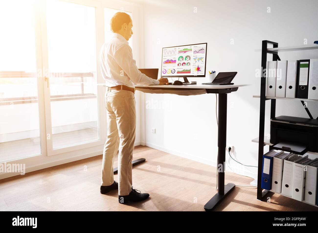 Good posture and computer hi-res stock photography and images - Alamy