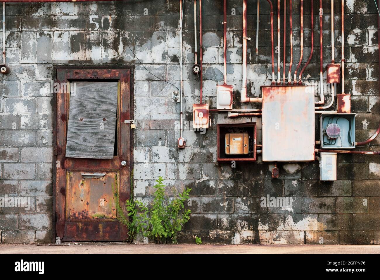 Electrical conduit hi-res stock photography and images - Alamy