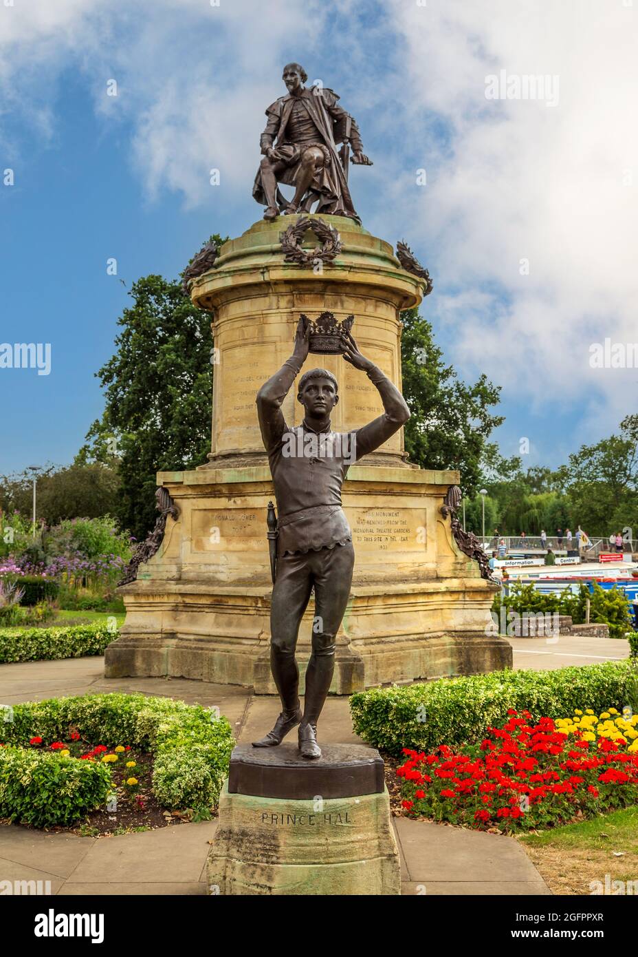 Statue of Prince Hal with Shakespeare statue in background in Stratford ...