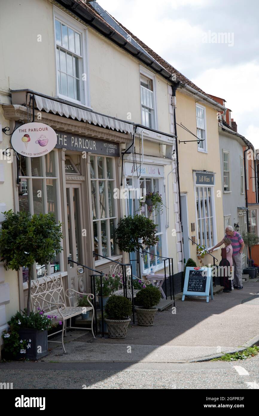 Lavenham shops and tea rooms hi-res stock photography and images - Alamy