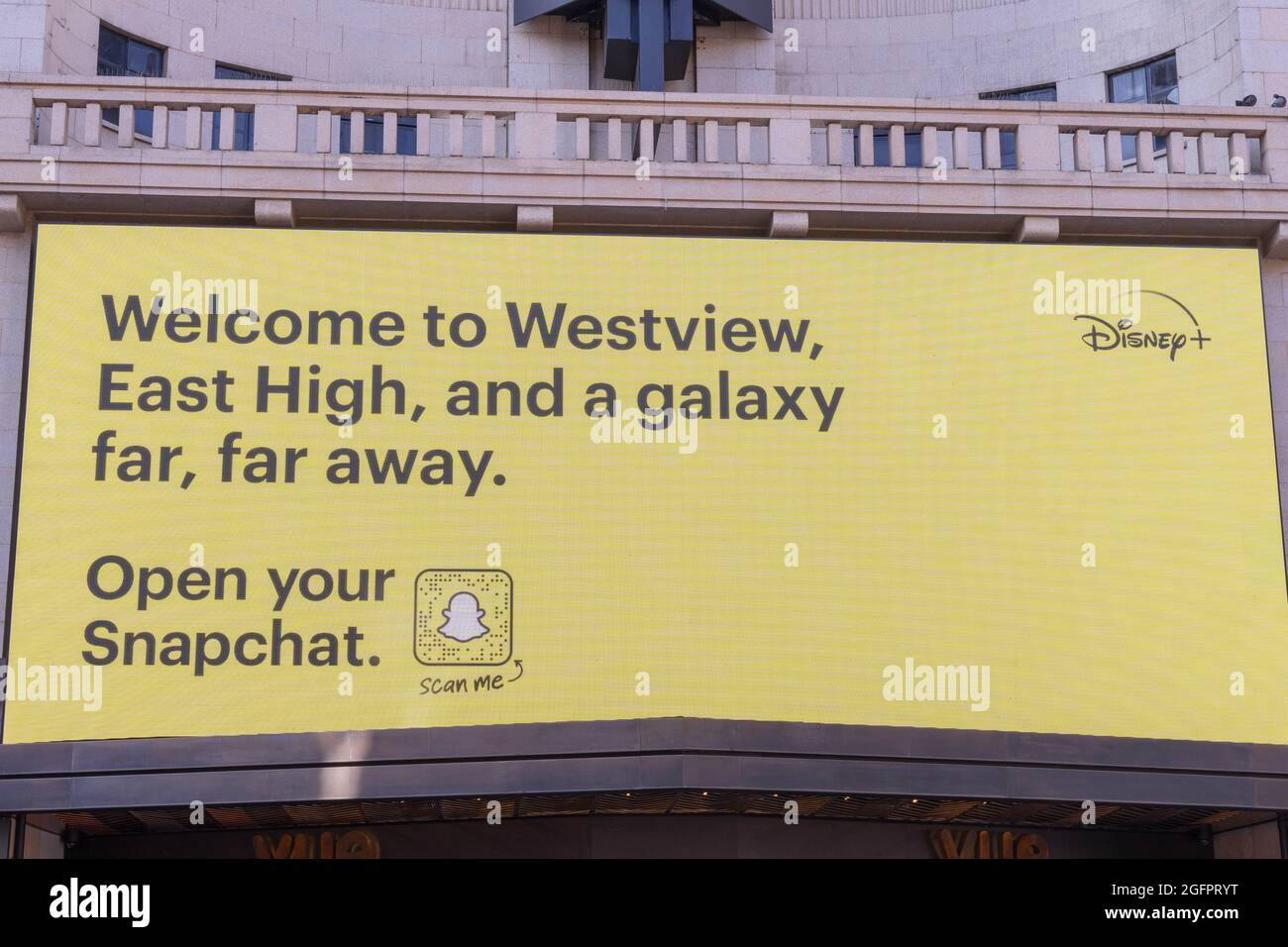 Far and away poster hi-res stock photography and images - Alamy