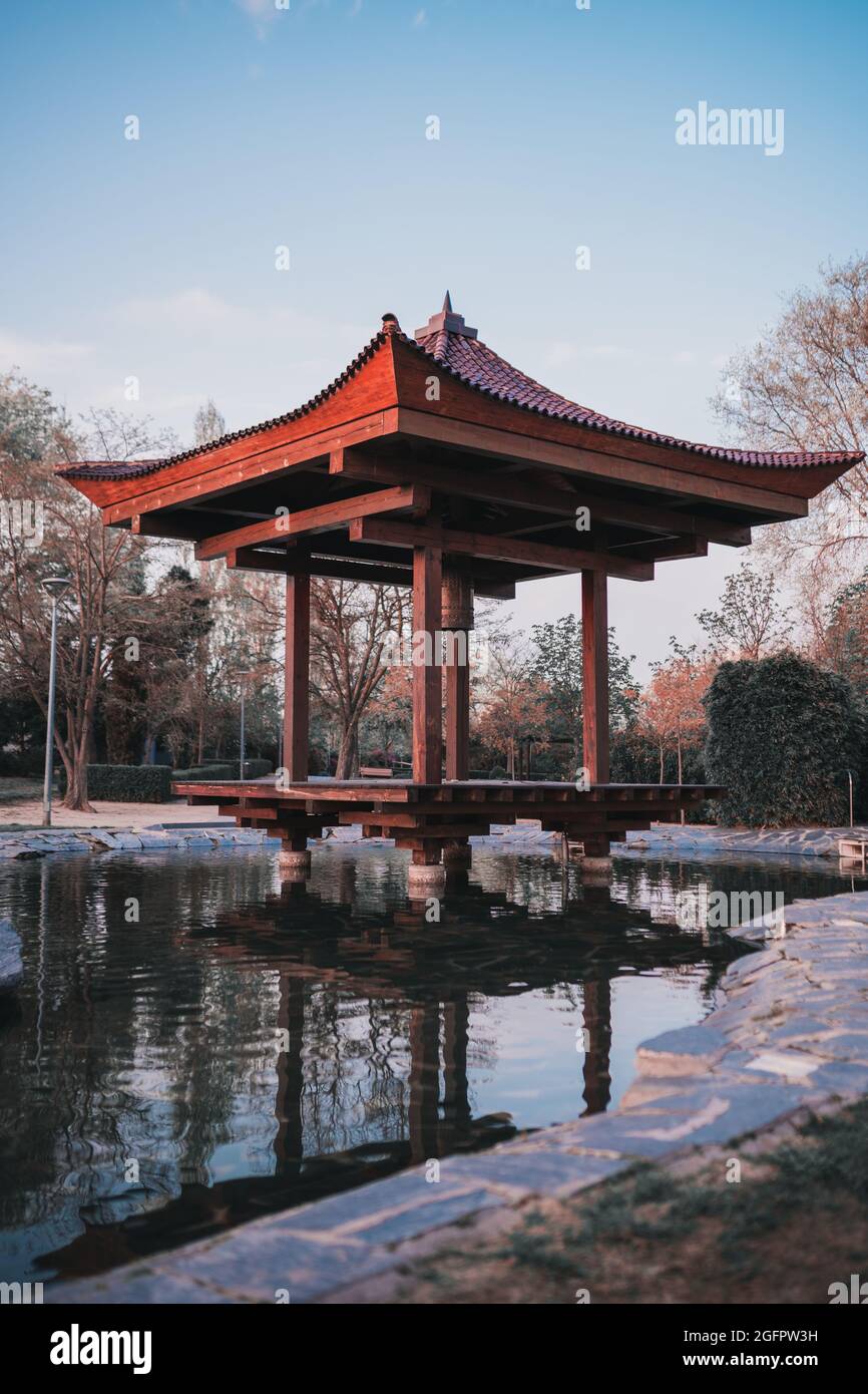 Japanese style gazebo hi-res stock photography and images - Alamy
