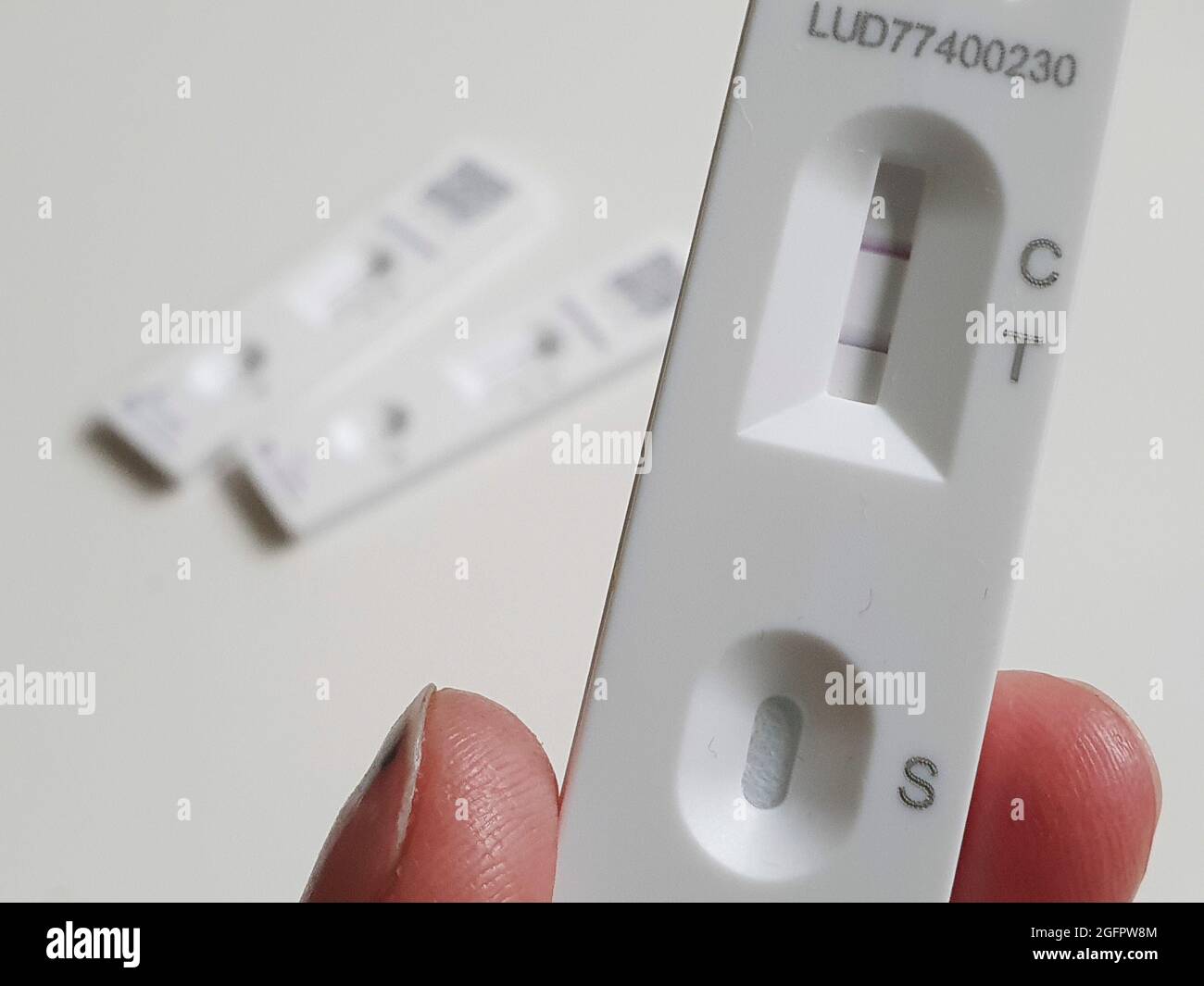 Positive lateral flow tests hi-res stock photography and images - Alamy