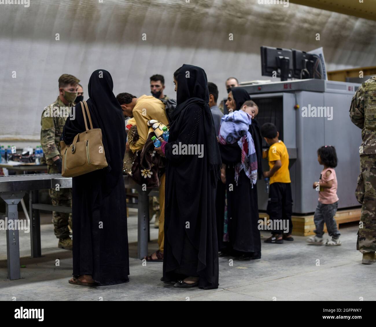 Ali Al Salem Airbase, Kuwait. 24th Aug, 2021. U.S. Air Force airmen ...