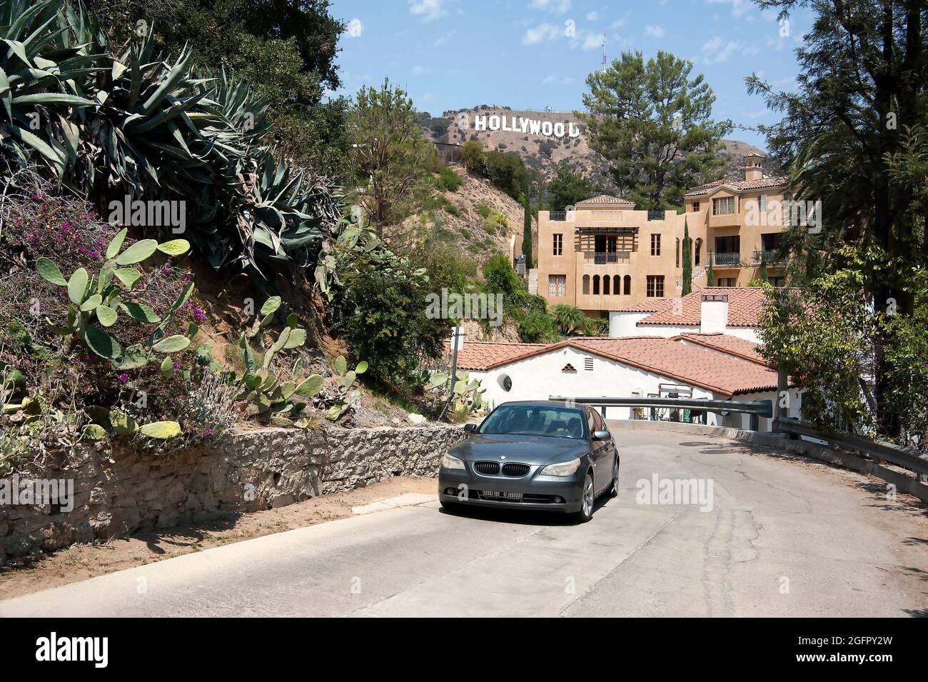 Back of the hollywood sign hi-res stock photography and images - Alamy