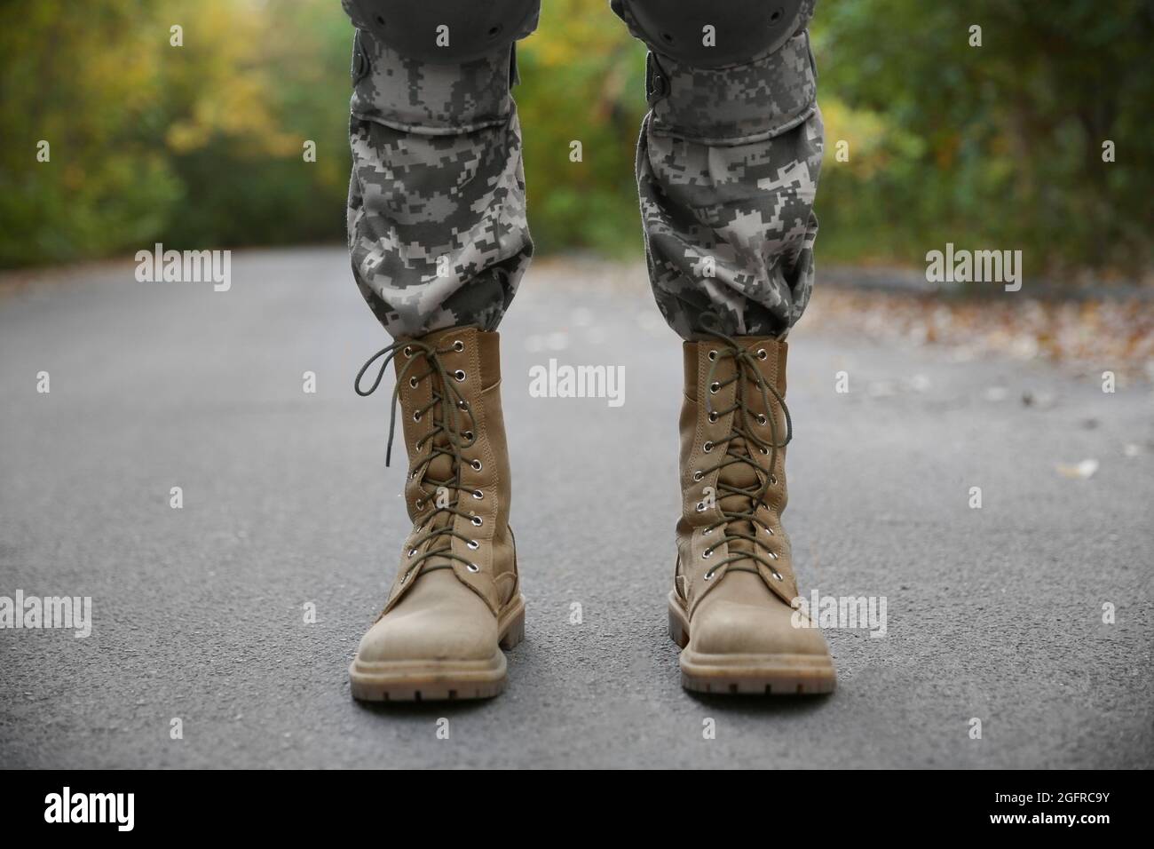 Feet Of Soldier High Resolution Stock Photography and Images - Alamy