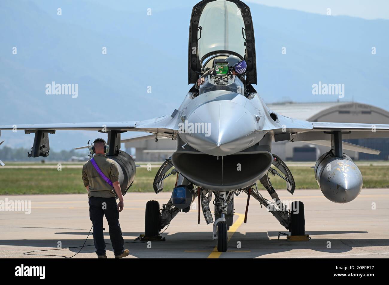 An F-16 Fighting Falcon assigned to the 31st Fighter Wing from Aviano ...