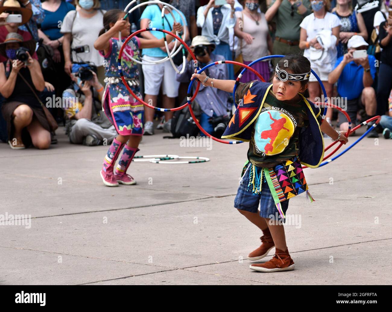 Native american hoop dance hi-res stock photography and images - Alamy