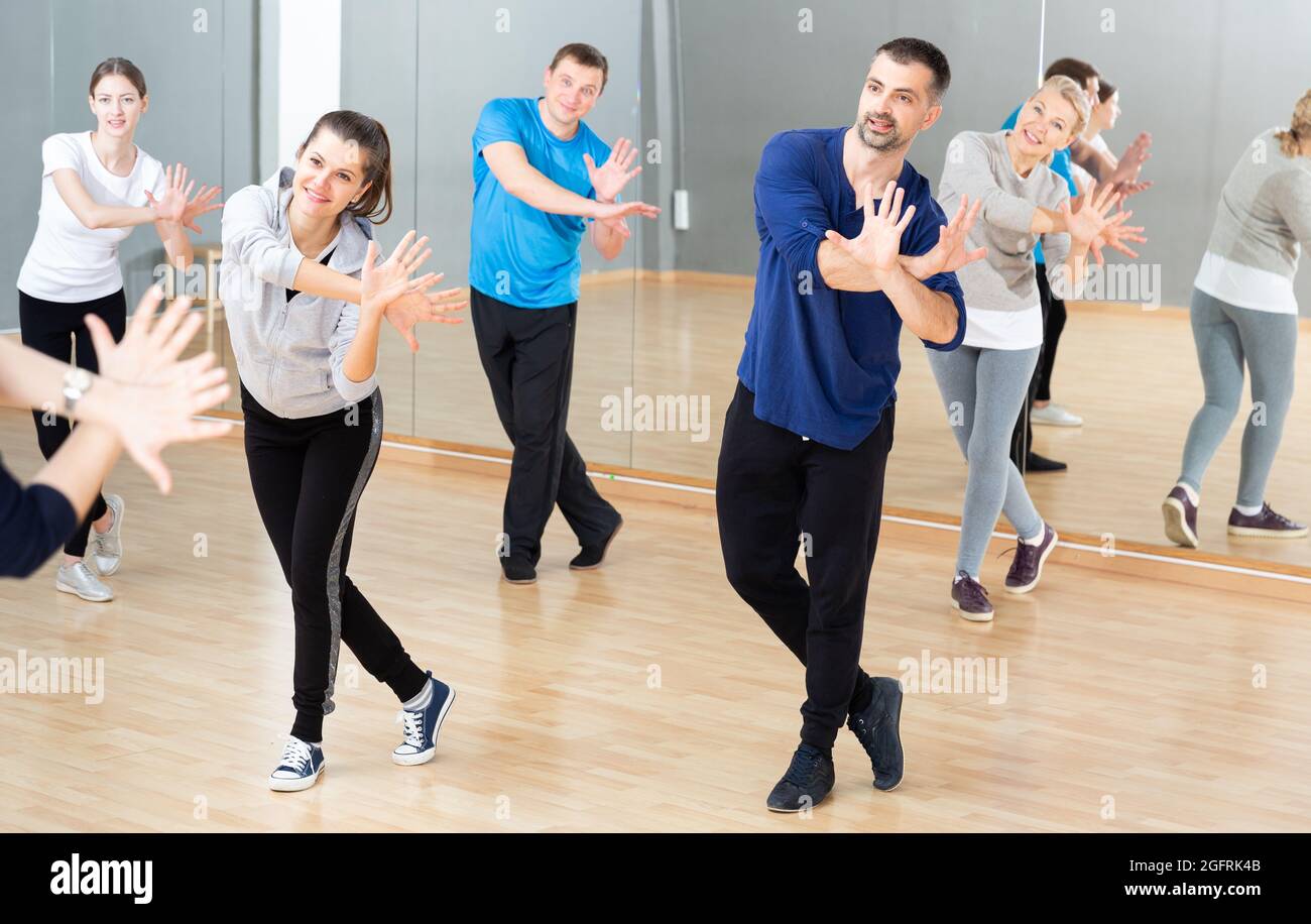 People practicing vigorous dance Stock Photo - Alamy