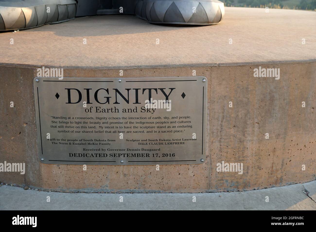 Dignity Statue of Native American women Stock Photo - Alamy