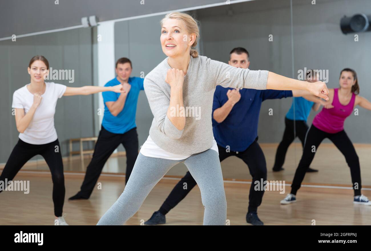 Middle aged women dancing hi-res stock photography and images - Alamy