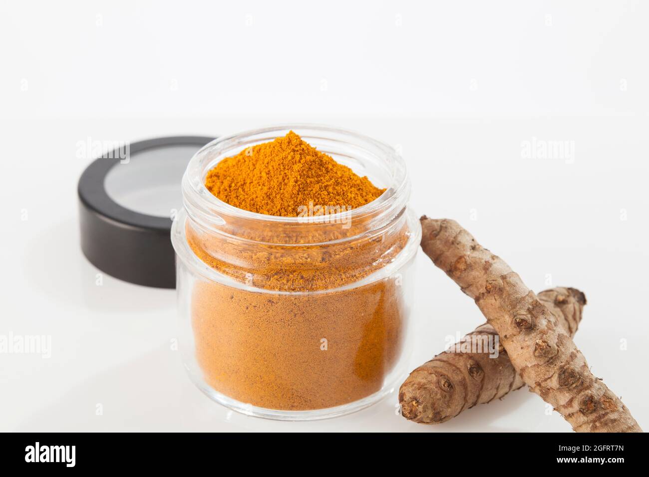 Tumeric root hi-res stock photography and images - Alamy